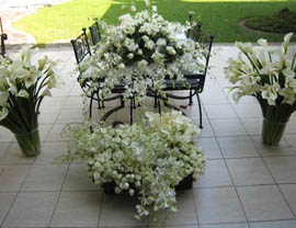 Market Manila - Flowers for a Wake… - Flowers