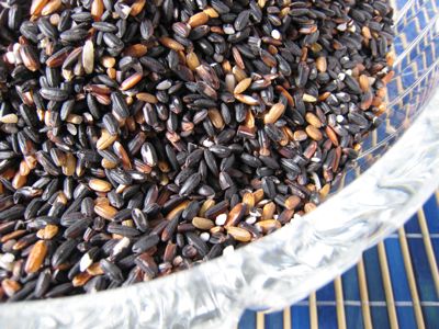 Pirurutong at Tapol / Purple and White Glutinous Rice - Market Manila